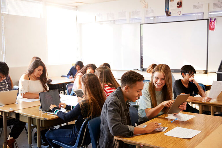 Formative assessments: the ultimate guide for teachers - ICAS Assessments